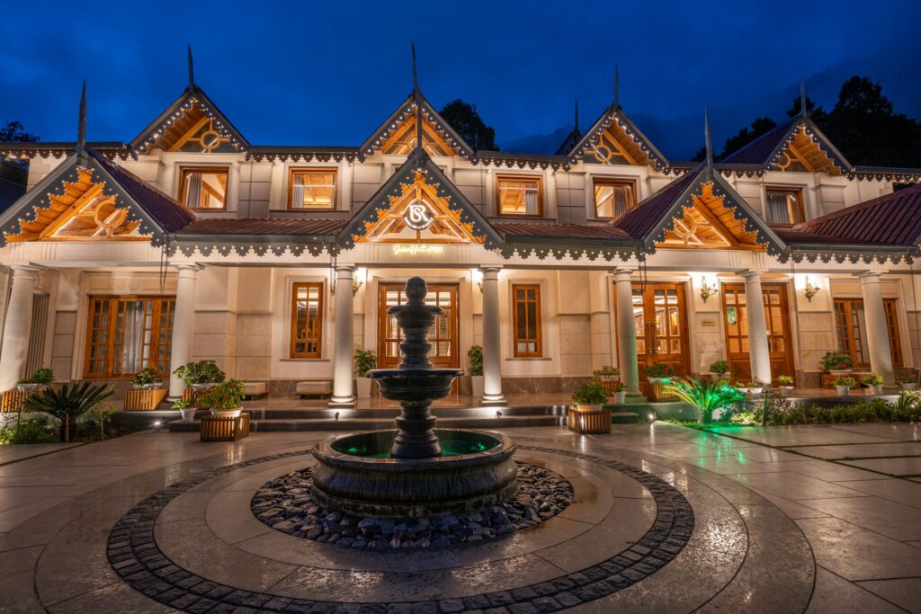 Book the Best Luxurious Hotels & Resorts in Nainital | Shivraj Stays